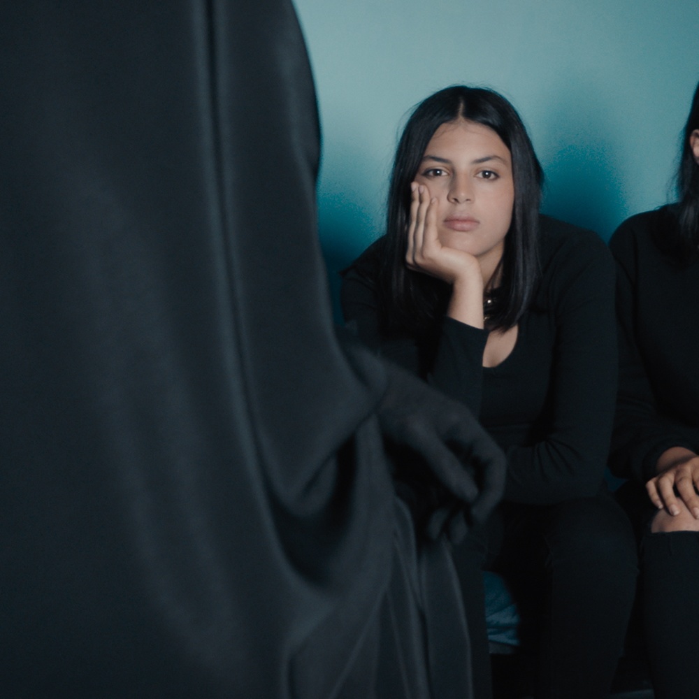 LES FILLES D'OLFA (2023) - Film - Cinoche.com