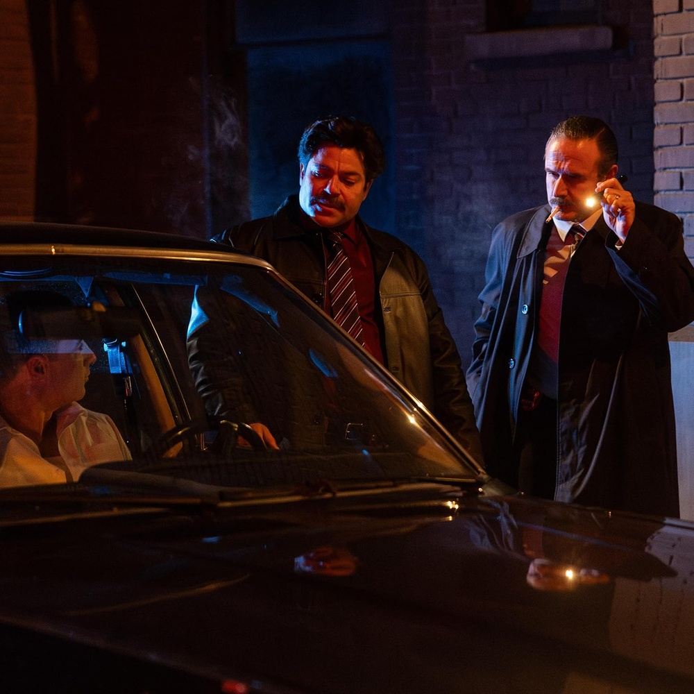 MOB COPS (2025) - Film - Cinoche.com